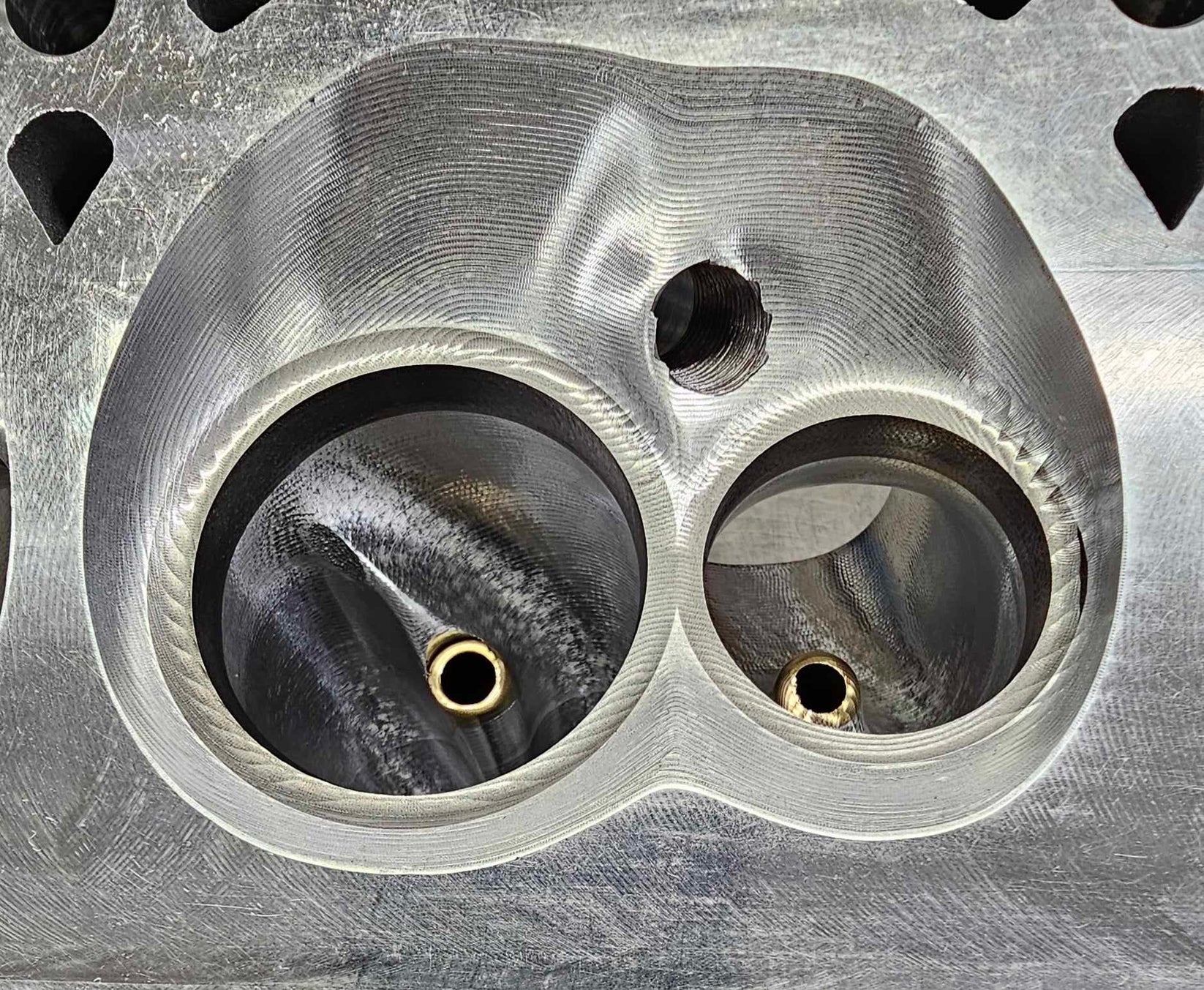 Hydraulic Roller 4.125 " Bore 12D LS3 Heads Feature LS7 Valve Location ...